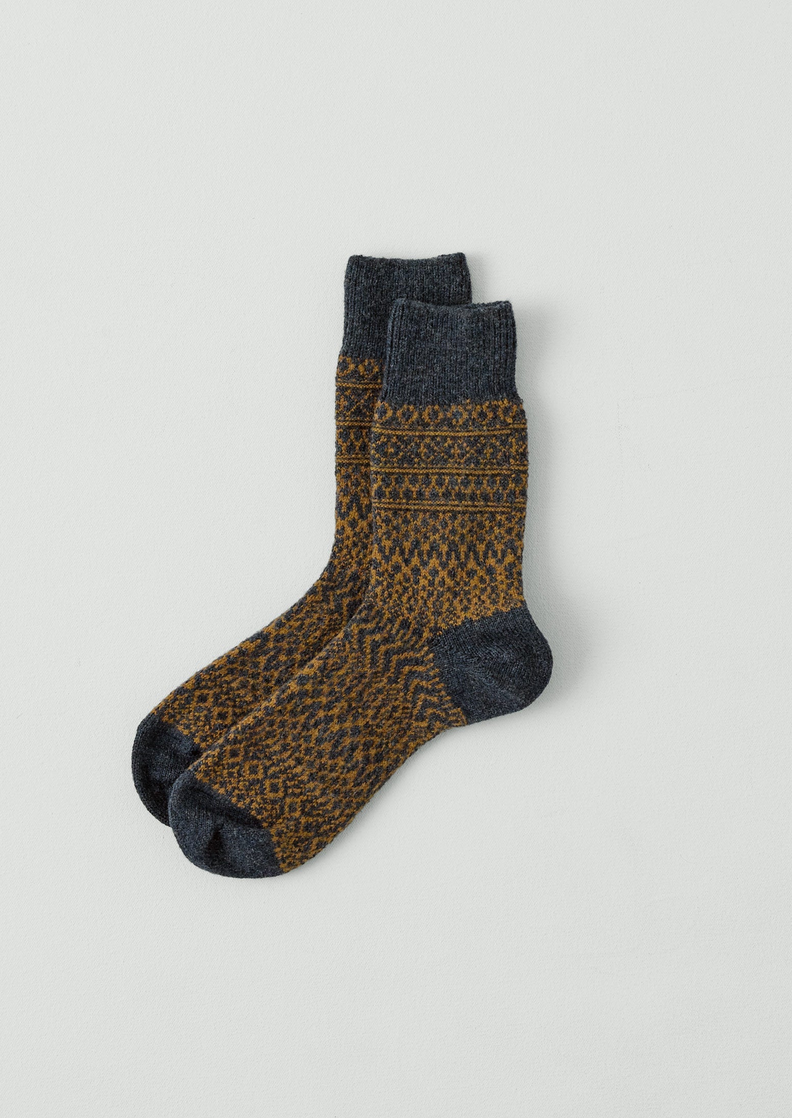 Nishiguchi Kutsushita Wool Jacquard Socks | Navy/Toffee | TOAST
