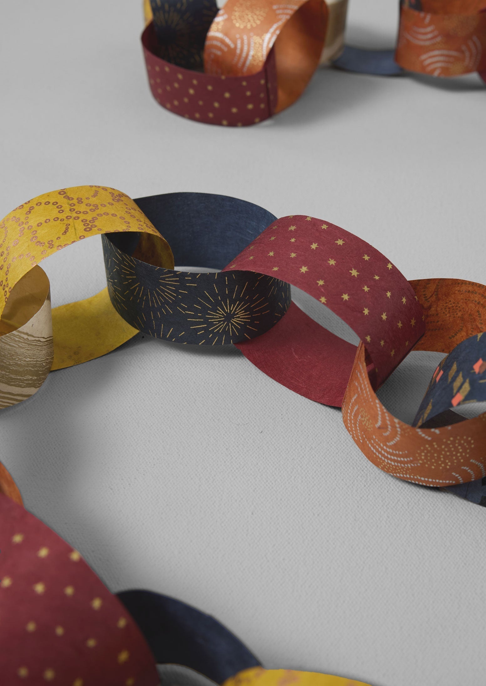 Lokta Paper Chain Kit | Multi | TOAST