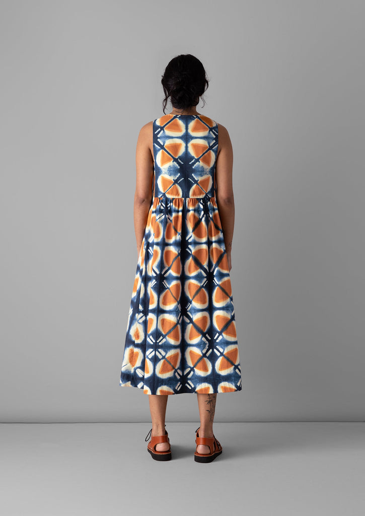 Clamp Dyed Poplin Dress | Russet Orange | TOAST